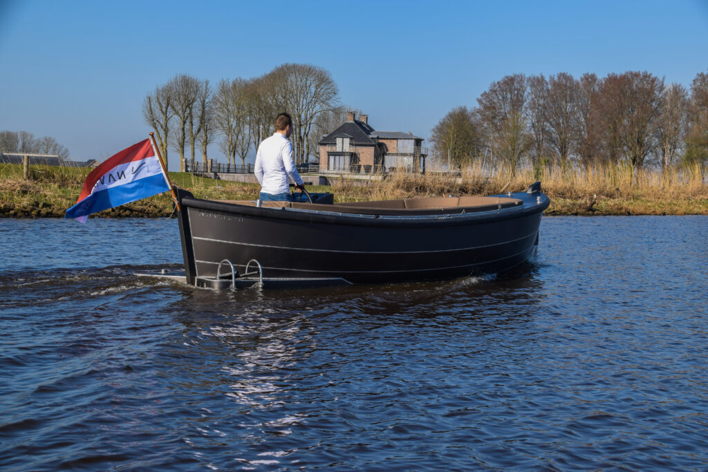Sloepen kopen - Stel uw droom sloep samen bij Navalia Boten